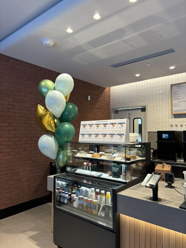 STARBUCKS - 1 Yorkville Avenue, Toronto, Ontario, Canada - Coffee & Tea ...