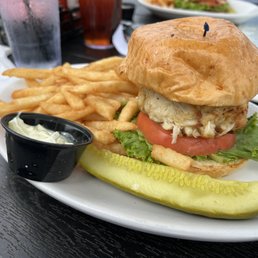 THE LIGHTHOUSE RESTAURANT & DOCK BAR - Updated August 2025 - 558 Photos ...