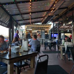 CRAZY ALAN’S SWAMP SHACK - Updated March 2025 - 481 Photos & 597 ...