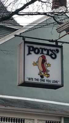 POTTS’ DOGGIE SHOP - 17 Photos & 69 Reviews - 114 W Fairview St ...