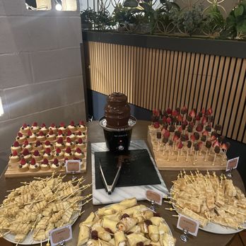 ALA - BETHESDA - Updated April 2025 - 334 Photos & 107 Reviews - 4948 ...