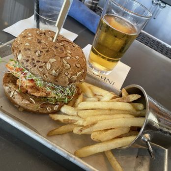 THE OWNERS BOX - Updated December 2025 - 452 Photos & 348 Reviews - 555 ...