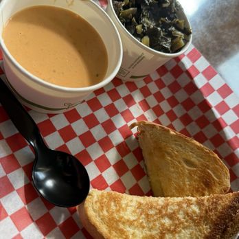 HANKERING SOUTHERN KITCHEN - Updated December 2025 - 54 Photos & 45 ...