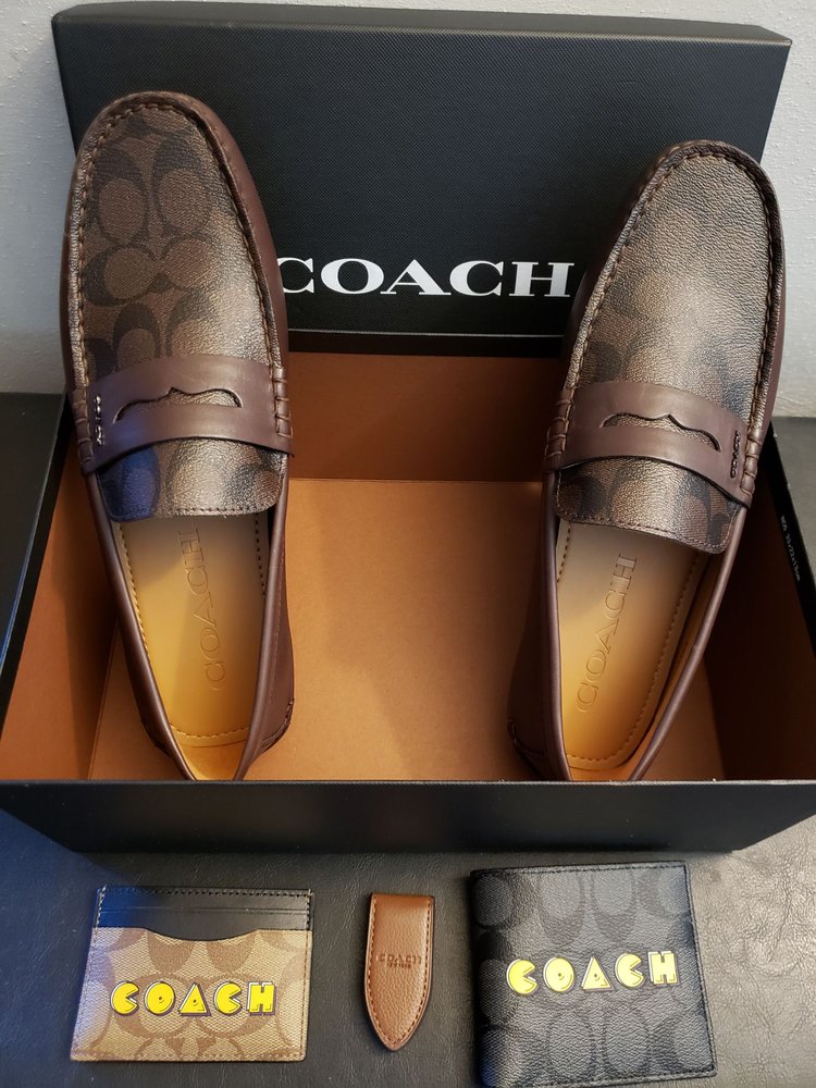 COACH - Updated January 2026 - 2200 Tanger Blvd, Washington ...