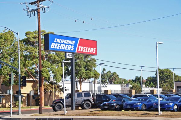 CALIFORNIA BEEMERS TESLERS - Updated September 2024 - 531 Photos & 1100 ...