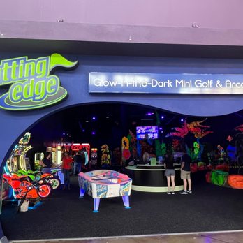 PUTTING EDGE - Updated August 2024 - 286 Photos & 118 Reviews - 5250 ...