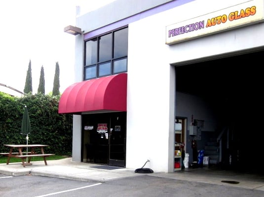 PERFECTION AUTO GLASS - Updated October 2025 - 21 Photos & 123 Reviews ...