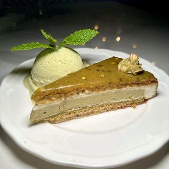 IL LAGO TRATTORIA - Updated May 2024 - 311 Photos & 85 Reviews - 2475 ...