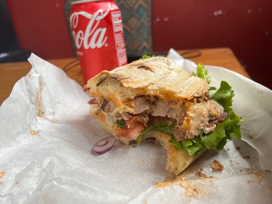 MUNDOS SANDWICH & BURGER HOUSE - Updated October 2025 - 242 Photos ...