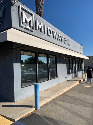 MIDWAY CAR RENTAL HOLLYWOOD - Updated January 2025 - 12 Photos & 110 ...