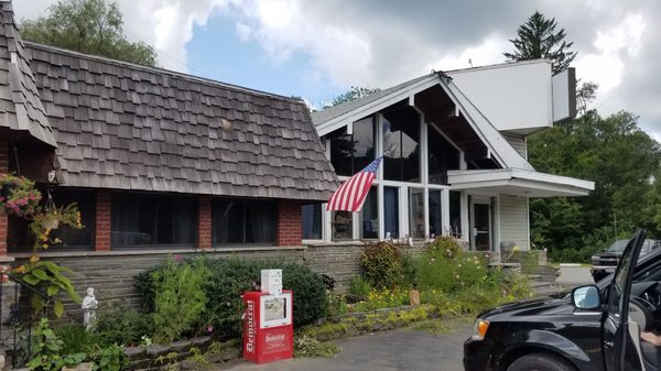 ROBIN HOOD DINER - 41 Photos & 53 Reviews - Diners - 640 Old Rt 17 ...