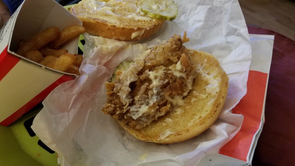 KFC - Updated October 2025 - 20 Reviews - 3029 S Chicago Rd, Chicago ...