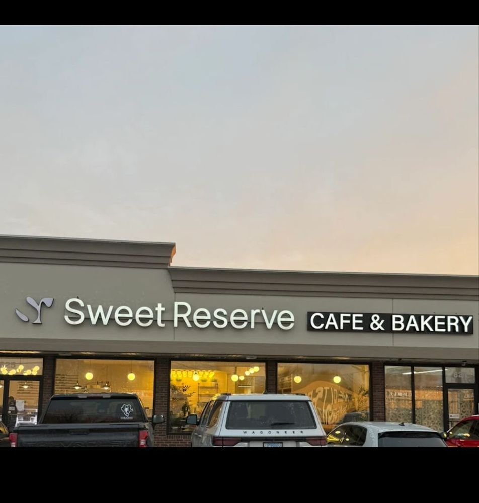 Sweet Reserve Bakery, Lombard | Roadtrippers