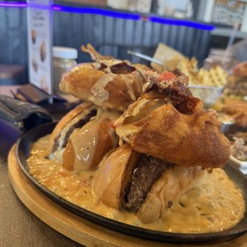 DA BURGER WING HUB - Updated March 2025 - 384 Photos & 148 Reviews - 93 ...