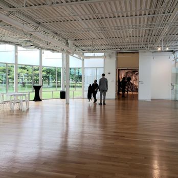 ELMHURST ART MUSEUM - Updated October 2025 - 149 Photos & 39 Reviews ...