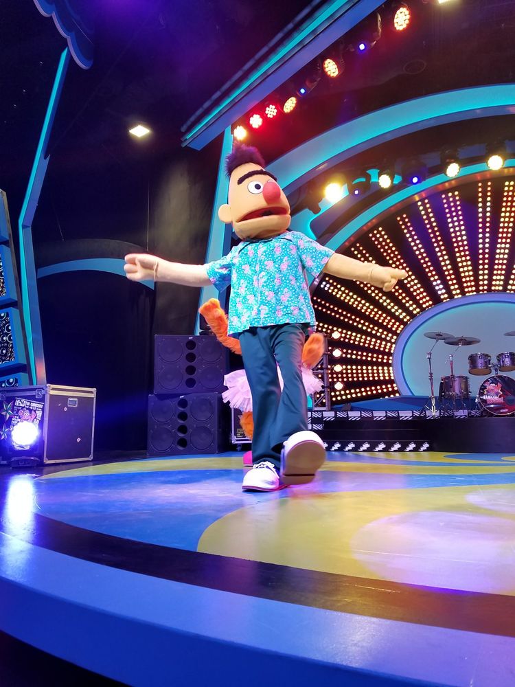 ELMO ROCKS - Updated May 2025 - 500 Sea World Dr, San Diego, California ...