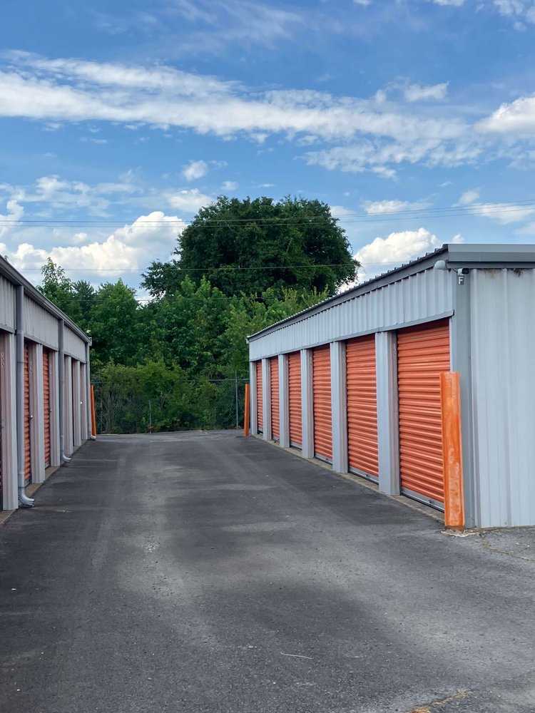 BUDGET MINI STORAGE - 1122 Gum St, Conway, Arkansas - Self Storage ...