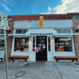 ODDFELLOWS - Updated August 2024 - 1833 Photos & 1574 Reviews - 316 W ...