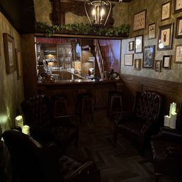 TWO BRIDGES PUB & EATERY - Updated July 2025 - 49 Photos & 26 Reviews ...