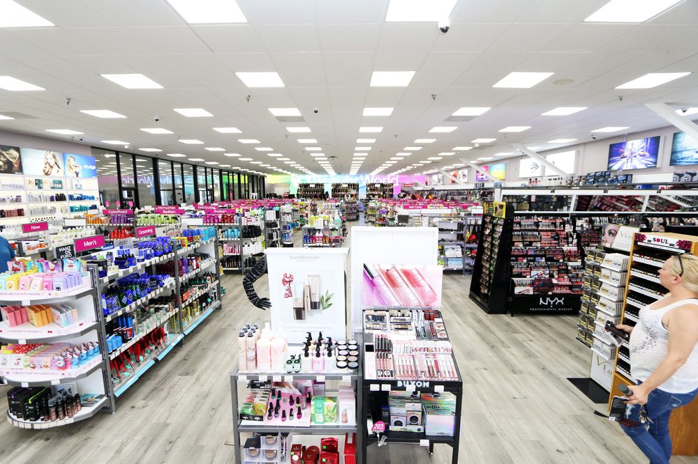 BEAUTISA - Updated January 2026 - 14 Photos - 2100 N Main St, High ...