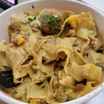 WOW SPAGHETTI - Updated November 2024 - 439 Photos & 262 Reviews - 7852 ...