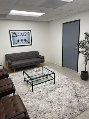 ALAN J. NAIM, MD - Updated December 2025 - 16 Reviews - 18350 Roscoe ...