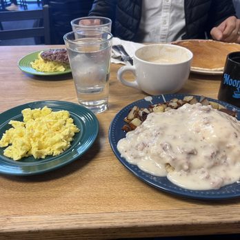 MOON RISE CAFE - Updated July 2024 - 308 Photos & 488 Reviews - 6020 ...