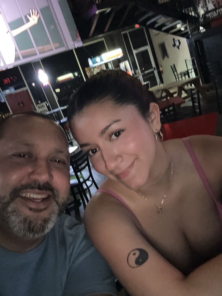 REDLAND ICEHOUSE - Updated July 2025 - 2838 N Loop 1604 E, San Antonio ... REDLAND ICEHOUSE - Updated July 2025 - 2838 N Loop 1604 E, San Antonio ...