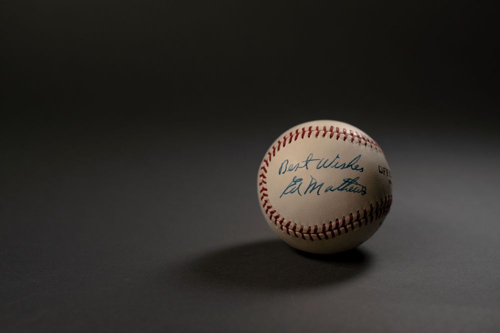 JAMES SPENCE AUTHENTICATION - JSA - 58 Photos & 63 Reviews - 2 Sylvan ...