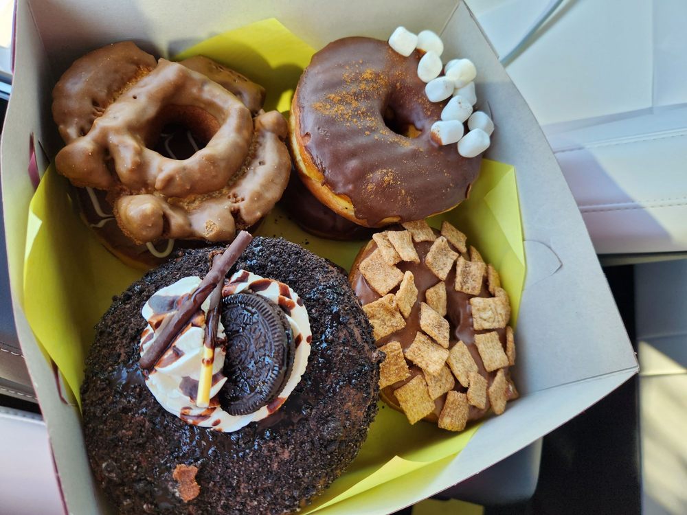 CRAFTED DONUTS - Updated October 2025 - 1107 Photos & 561 Reviews ...
