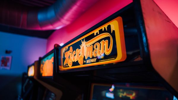 SMASHED GAME & GRILL - Updated December 2025 - 43 Photos & 15 Reviews ...