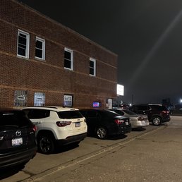 SMALL WORLD INN BAR & GRILL - Updated November 2024 - 64 Photos & 26 ...