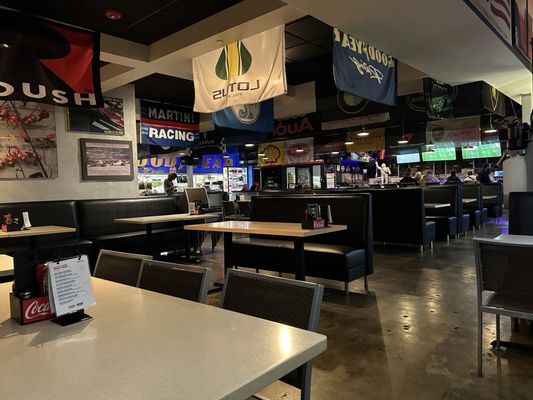 GARAGE GRILL - Updated August 2025 - 744 Photos & 731 Reviews - 1122 ...