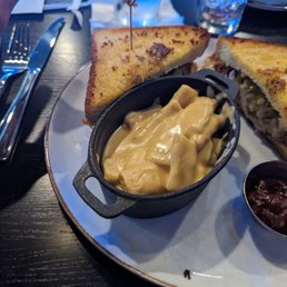 COURTYARD SOCIAL - Updated July 2025 - 166 Photos & 303 Reviews - 333 ...