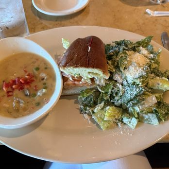 THE CHEESECAKE FACTORY - Updated May 2025 - 841 Photos & 586 Reviews ...