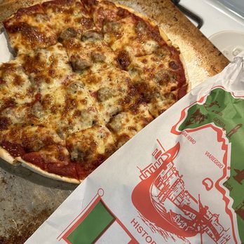 TRIANO’S PIZZA - Updated September 2025 - 44 Photos & 33 Reviews - 704 ...