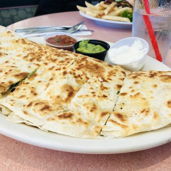 FLAMES COFFEE SHOP - Updated June 2024 - 228 Photos & 328 Reviews ...