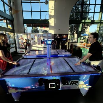 SUBPAR MINIATURE GOLF - Updated December 2025 - 475 Photos & 379 ...