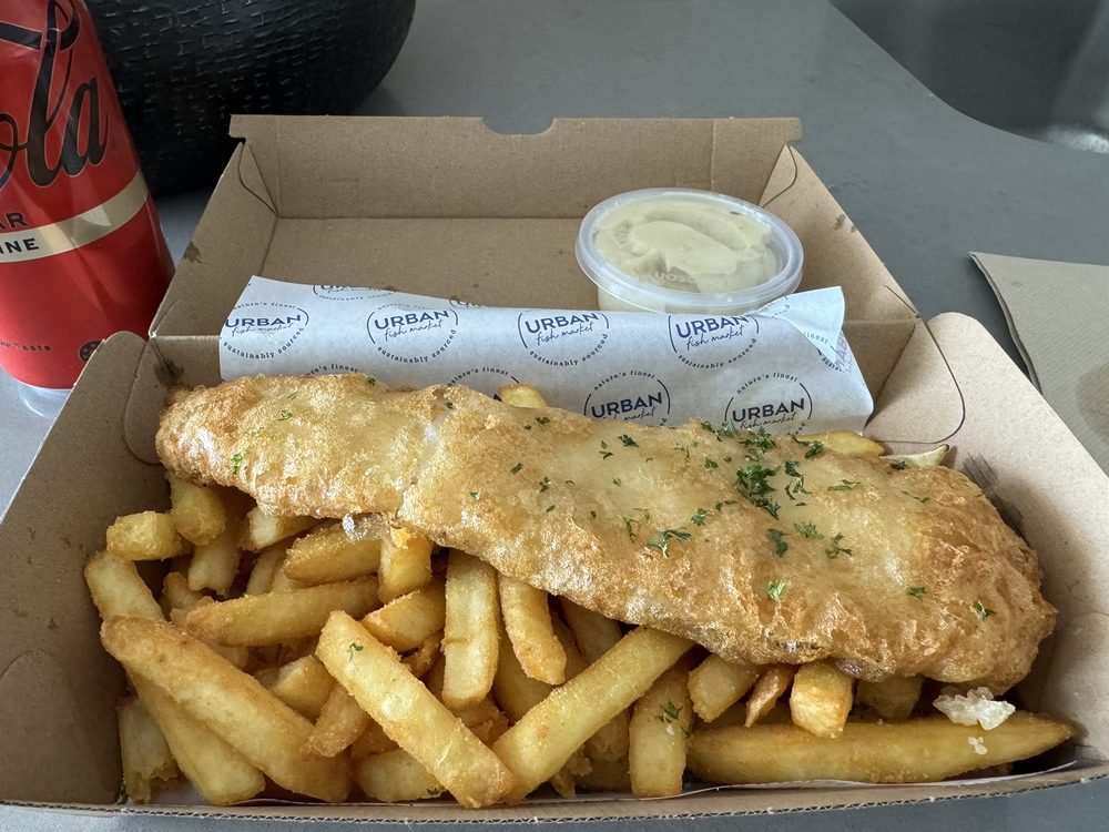 URBAN FISH MARKET - Updated July 2024 - 90 Surf Parade, Broadbeach ...