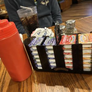 LOBY’S ON CLE - Updated September 2025 - 28 Photos & 14 Reviews - 2730 ...