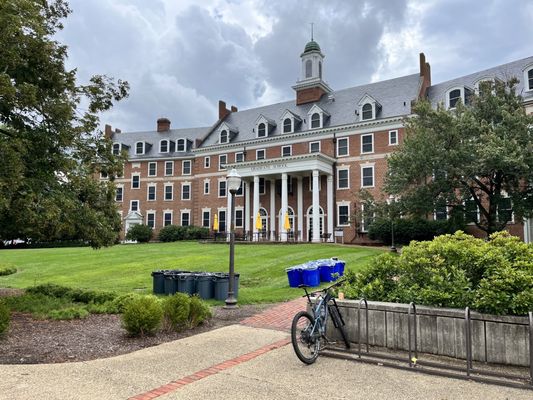 VIRGINIA TECH - Updated October 2025 - 74 Photos - 290 College Ave ...