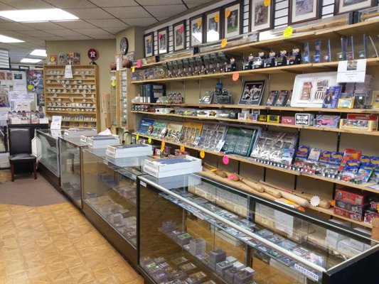 KENNY’S COLLECTIBLES - 21 Photos & 22 Reviews - 4211 Todd Ln, Austin ...