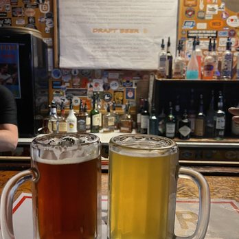 WOODYS TAVERN - Updated December 2025 - 55 Photos & 105 Reviews - 221 S ...