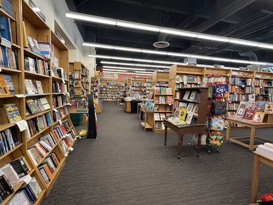 BOOKSHOP SANTA CRUZ - Updated December 2025 - 266 Photos & 418 Reviews ...