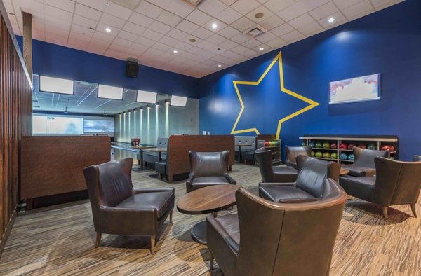 MAIN EVENT LAREDO - Updated December 2025 - 19 Photos & 13 Reviews ...