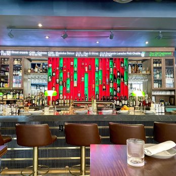 CKTL - Updated January 2026 - 64 Photos & 12 Reviews - 330 Bay Street ...