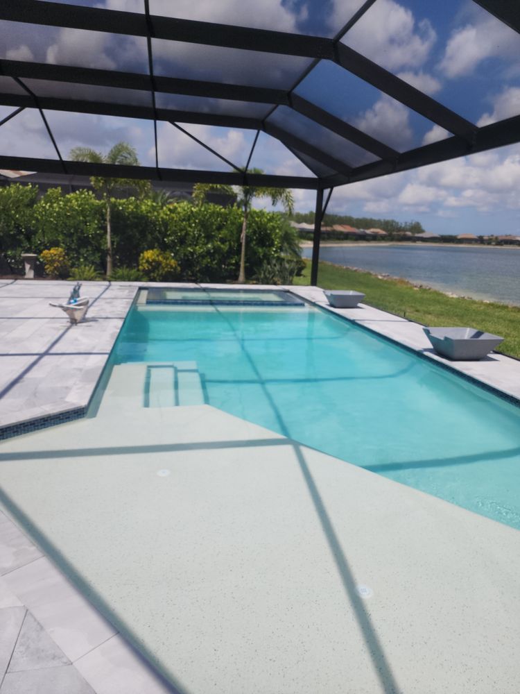 TRI COLOR POOLS - Updated July 2025 - 10 Photos - Miromar Lakes ...