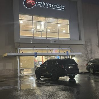 24 HOUR FITNESS - OXNARD COLLECTION - Updated October 2025 - 183 Photos ...