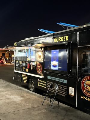 LESS MESS BURGER - Updated March 2025 - 57 Photos & 40 Reviews - 1600 ...