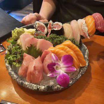 BIG FISH SUSHI - Updated January 2026 - 113 Photos & 88 Reviews - 22639 ...